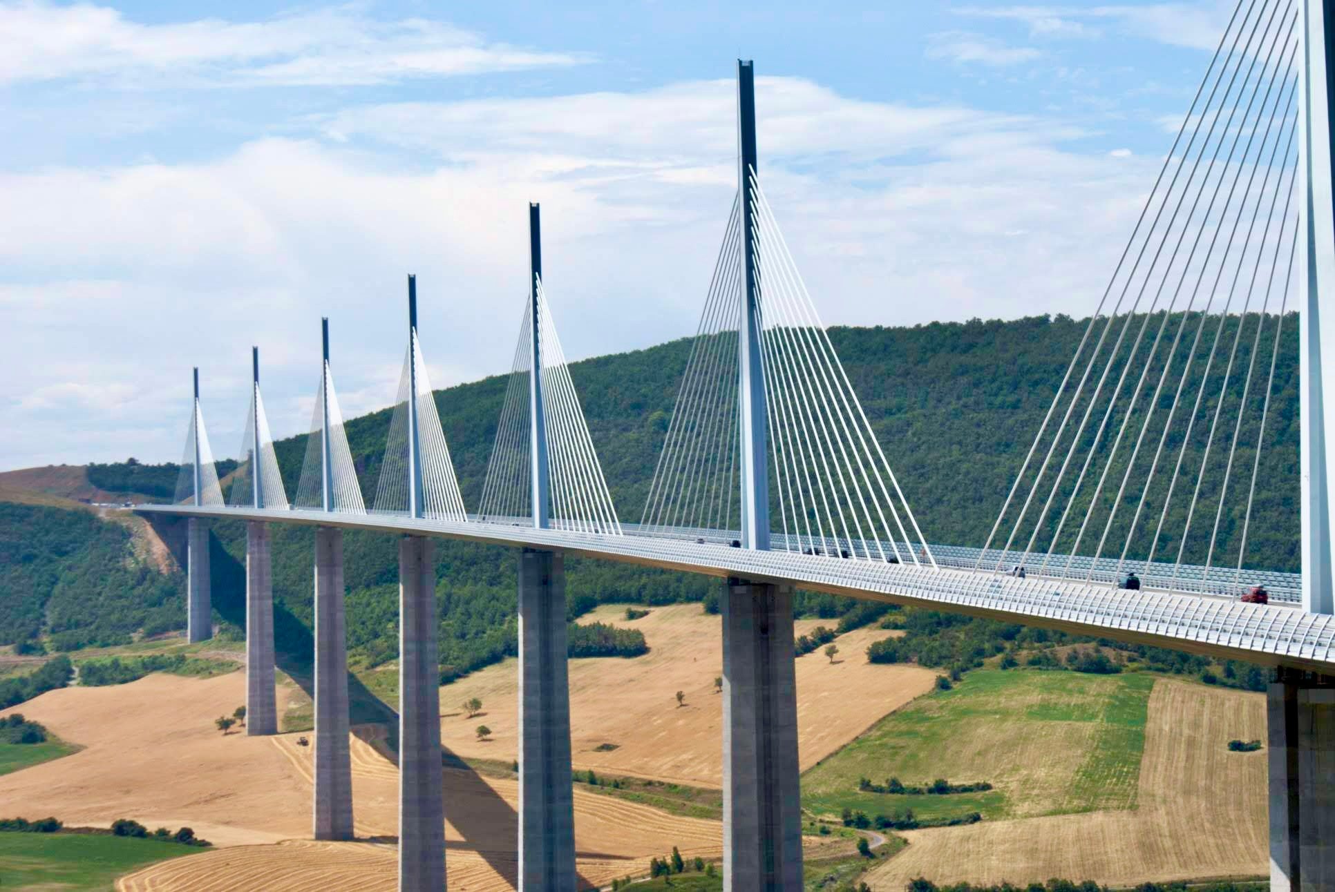 Viaduct van Millau: Het hoogste brugviaduct van de wereld - En Route